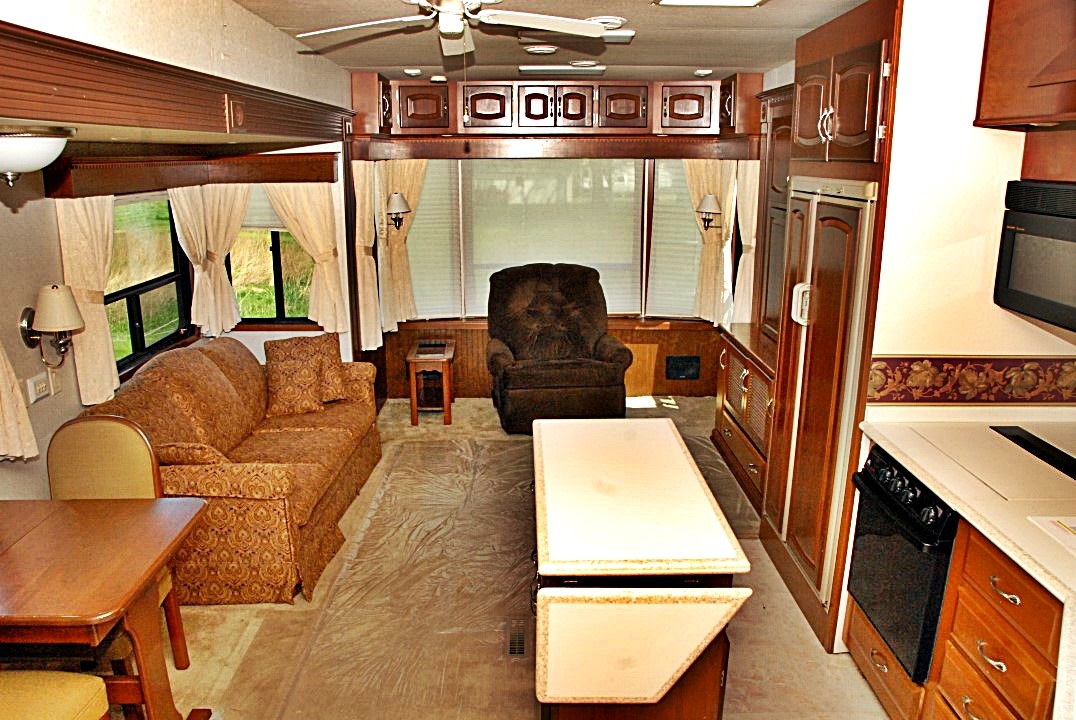 Used Fifth Wheel Trailers for sale by Modern RV Center