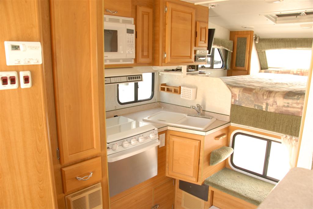 Modern RV Used Lance 821 Truck Camper Pictures